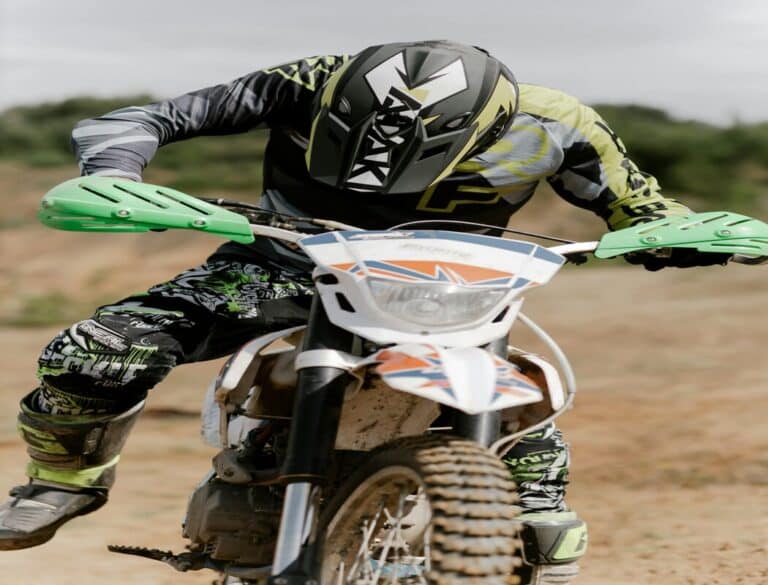 Beginner’s Guide: How to Bump Start a Dirt Bike – DirtBikea